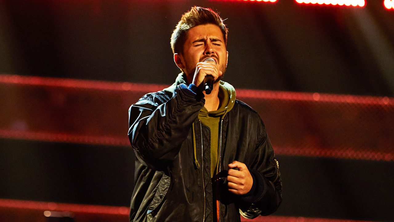 James Robb performs Shape Of My Heart | The Voice