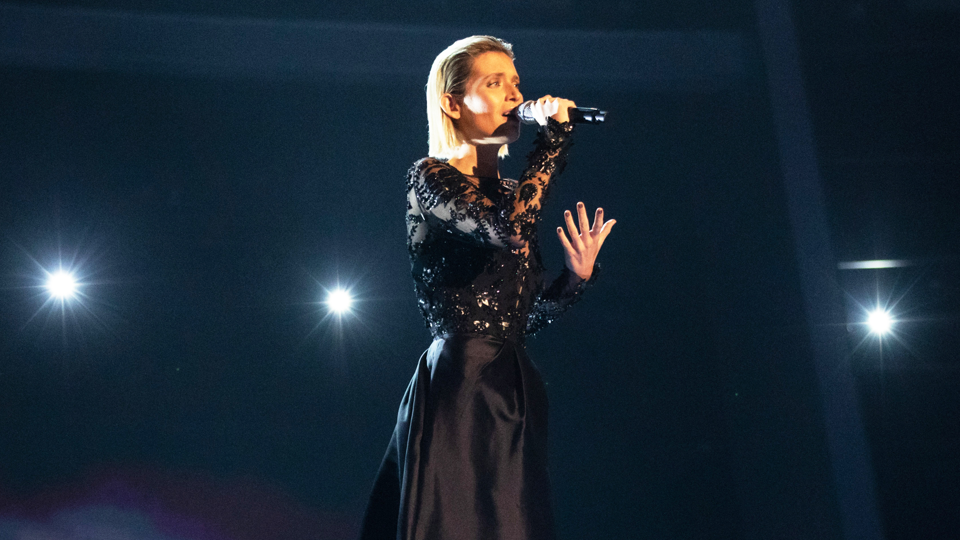 Molly Hocking performs 'After The Night Before' | The Voice