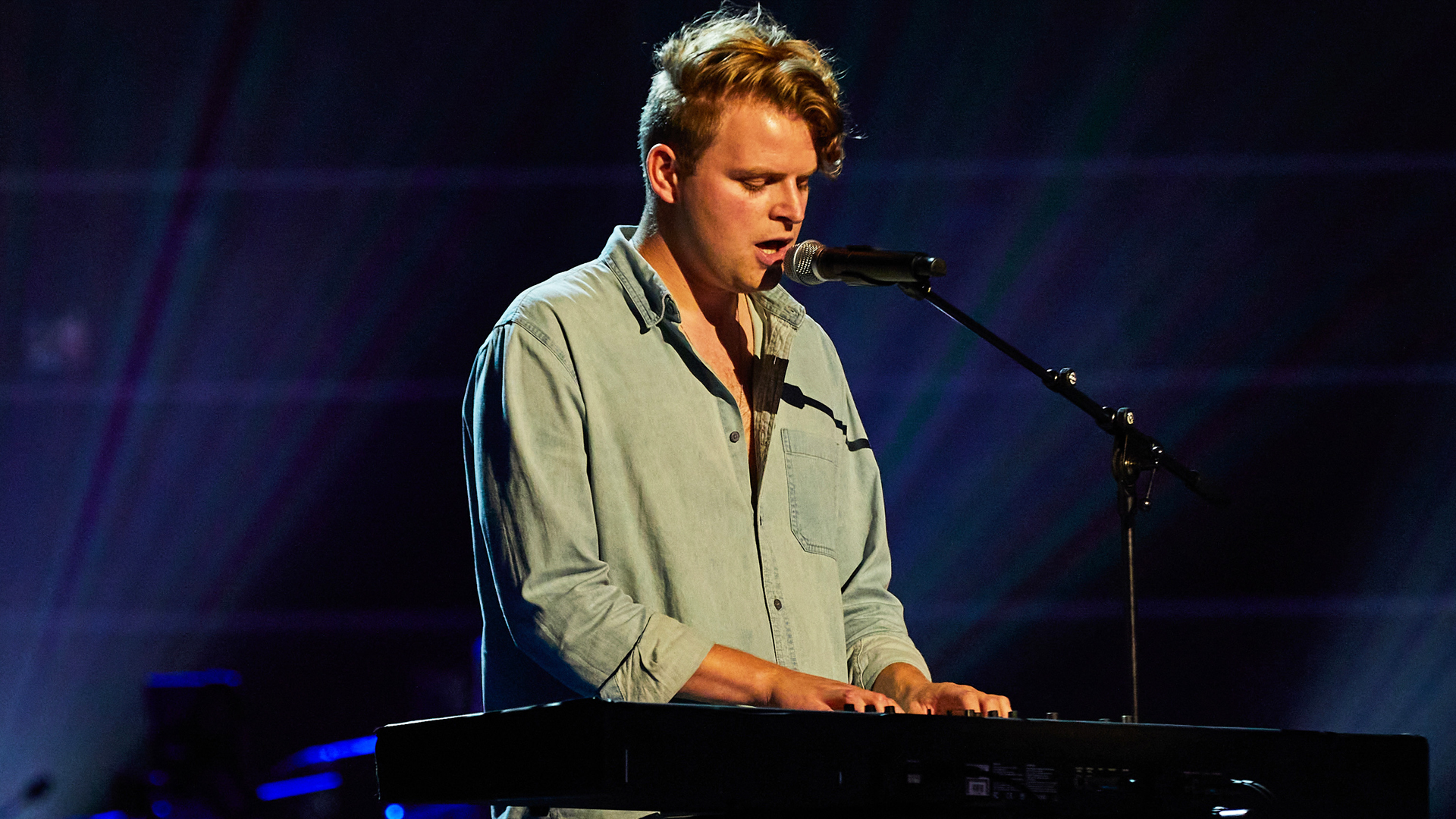 Drew Thomas performs 'Exile' | The Voice