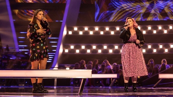 Trinity-Leigh Cooper VS Holly Scally | The Voice