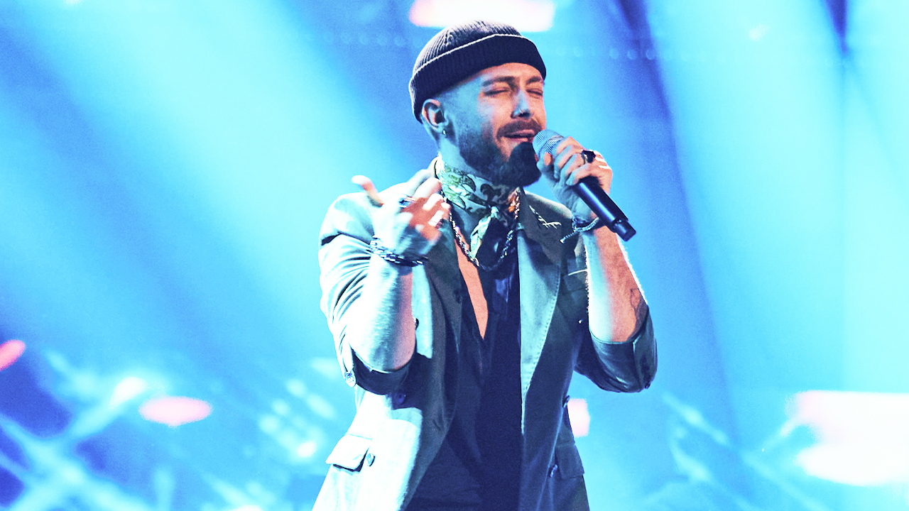 Sweeney performs 'Cry Me A River' | The Voice