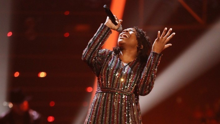 Blessing Chitapa performs 'We Won't Move' | The Voice