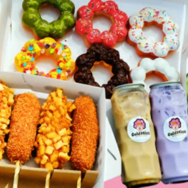 Restaurants in East Rutherford, NJ - Food Court at American Dream