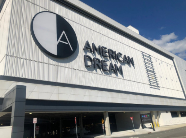 American Dream - Fantasy, Fashion, Food, Family, and Fun