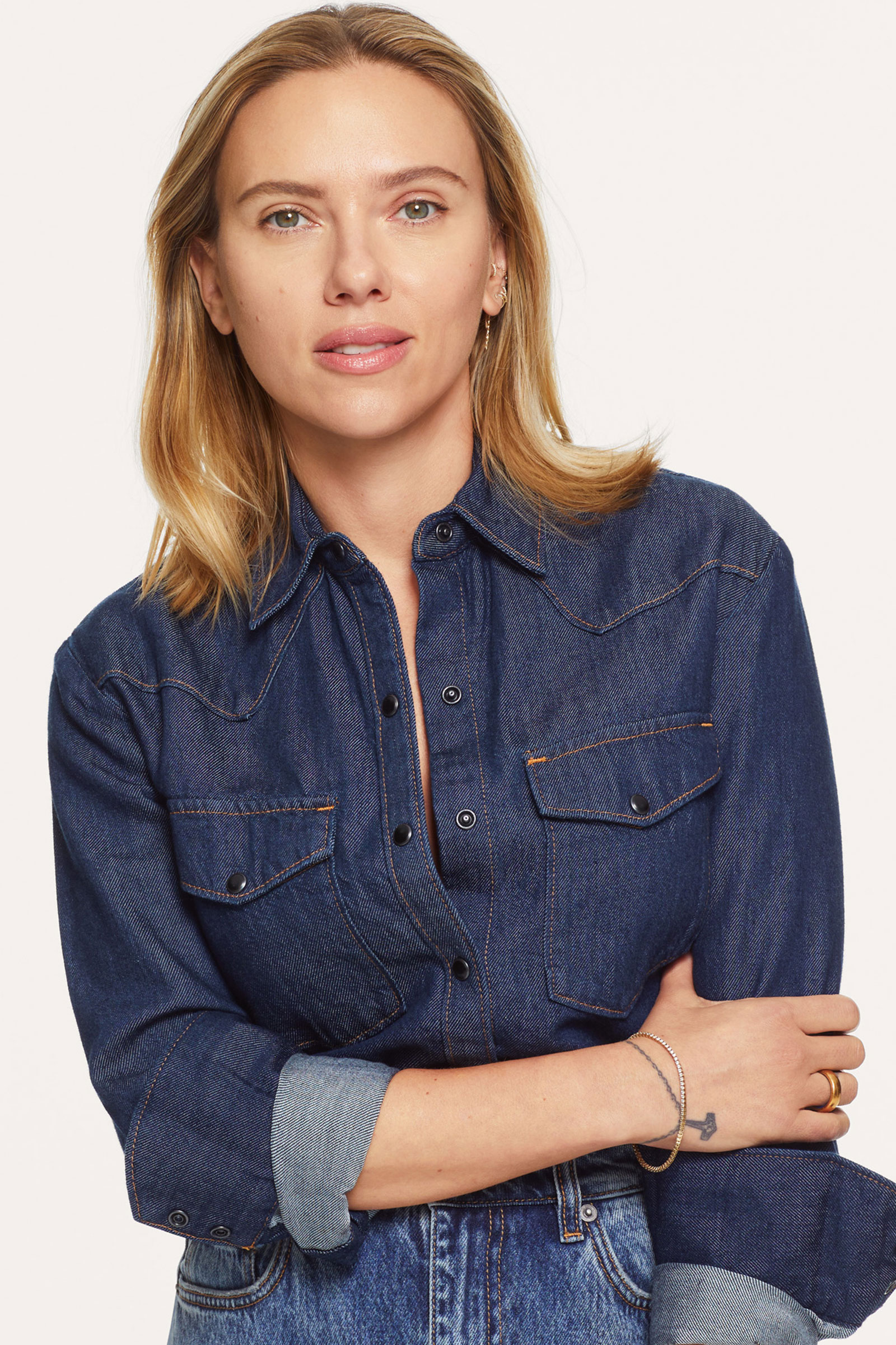 Scarlett Johansson Acne Scars