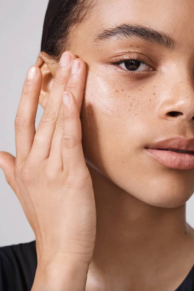 Top 8 Face and Body SPFs: Expert-Recommended Sunscreens | Wardrobe Icons