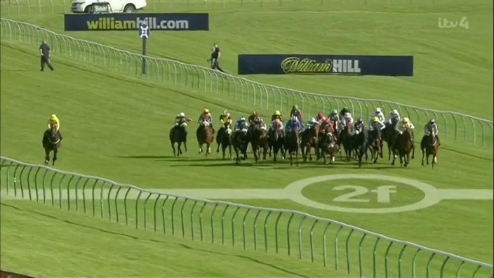Golden Apollo wins the Silver Cup as the favourite fails to win for the ...
