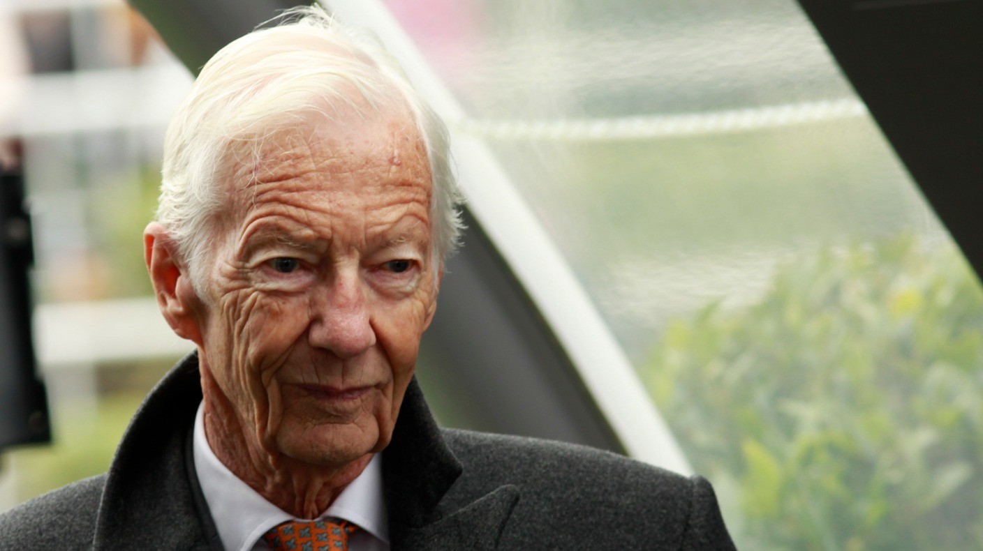 Piggott undergoing tests in hospital | Racing