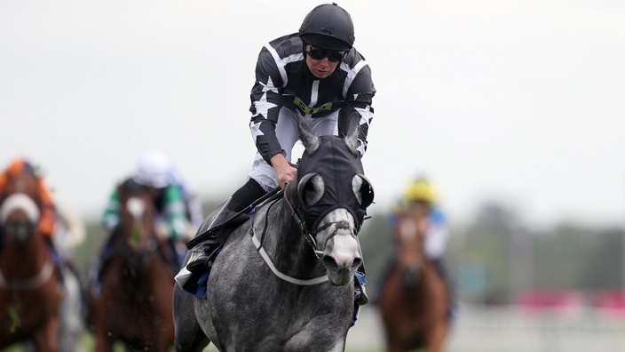 George Bowen dominates Infinity Tyres Handicap at York | Racing