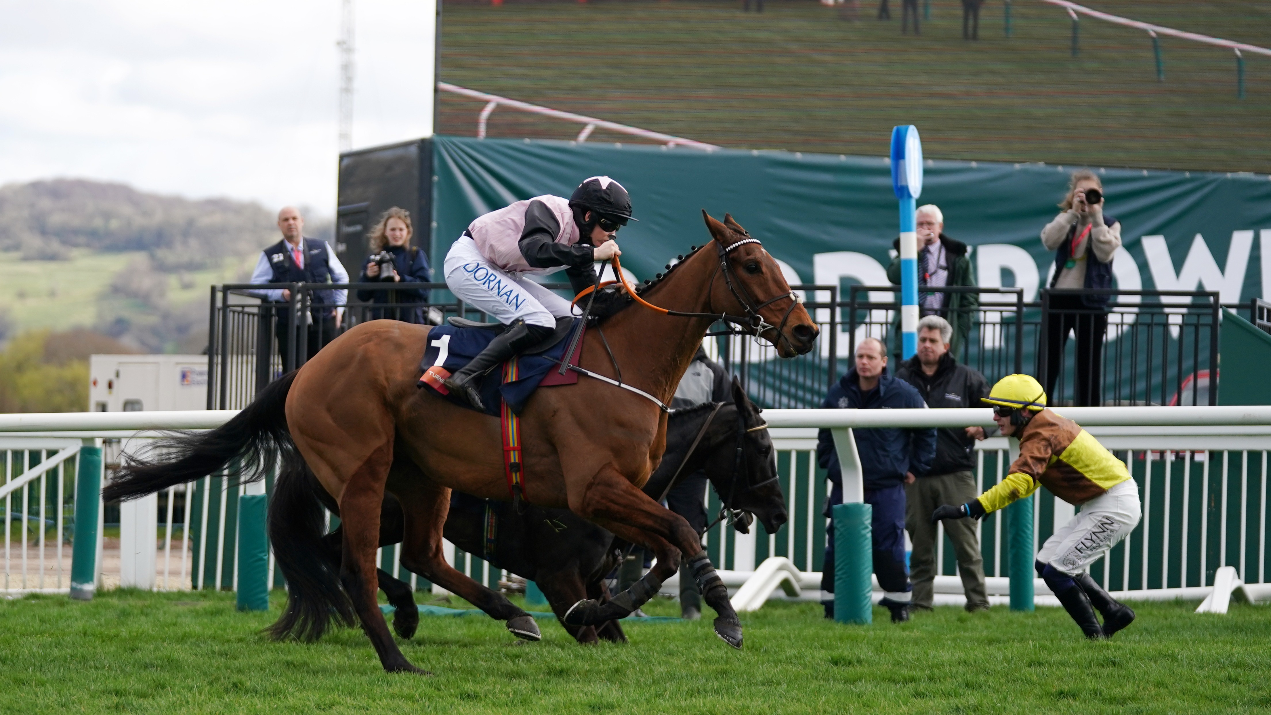 Bob Olinger handed victory in Turners Novices' Chase after Galopin Des ...