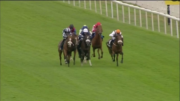 Pacify wins the William Hill Leading Racecourse Bookmaker Handicap at ...