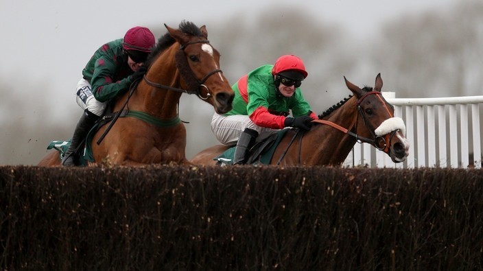 Two for Gold makes it three for the season as he holds on gallantly in ...