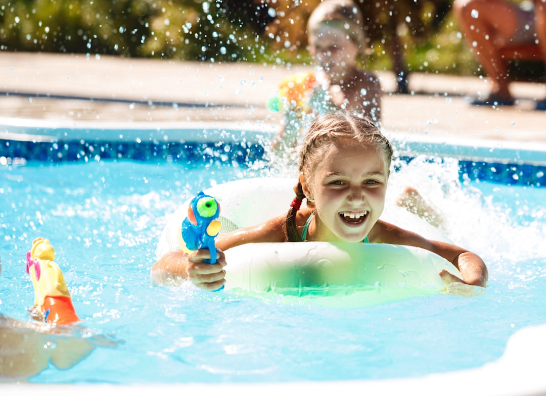 Swim Above Ground | Swimmingpool.com
