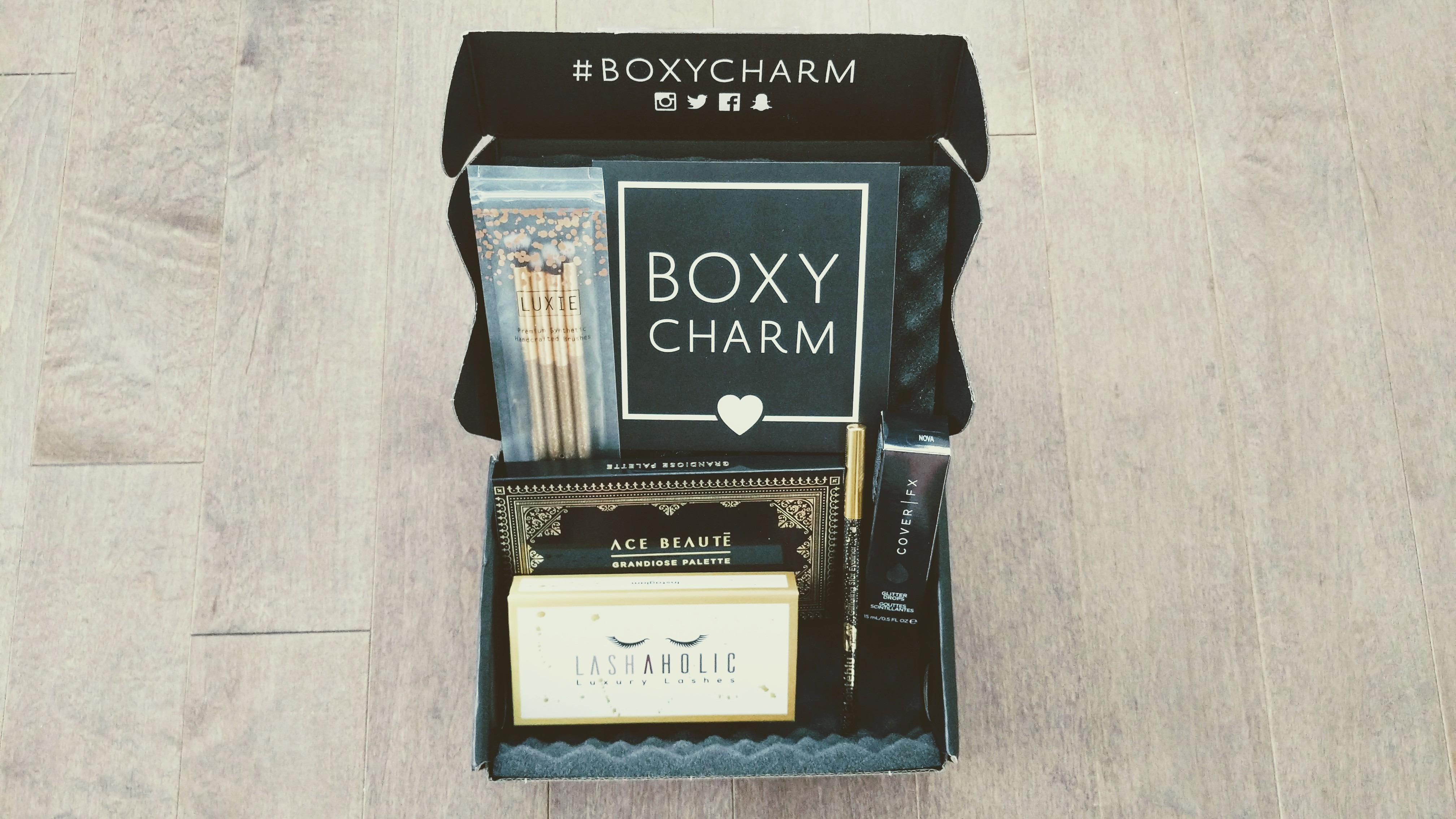 BOXYCHARM November 2018 Unboxing and Review - Pout so Pretty