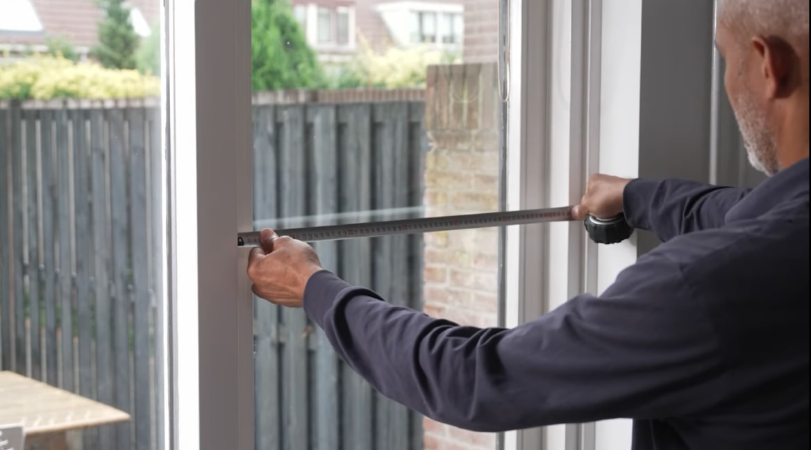 Hoe maak ik zelf een raamhor op maat? | GAMMA