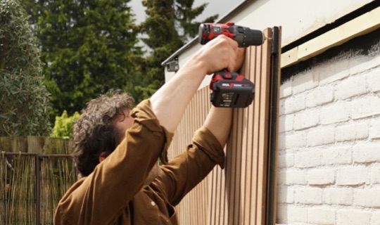 Zo maak je eenvoudig een houten lattenwand | GAMMA