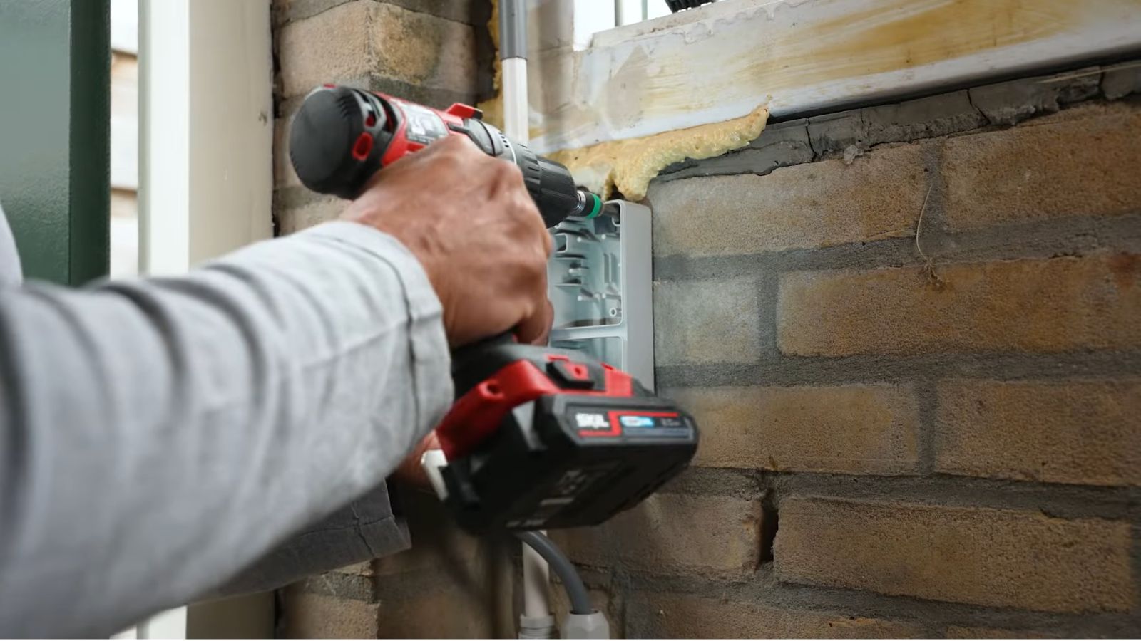 Elektra in de tuin aanleggen: stappenplan | GAMMA