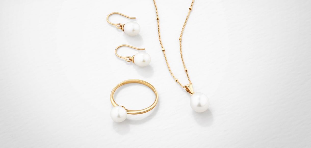 Birthstones - Birthstone Jewellery & Gifts at Michael Hill Canada