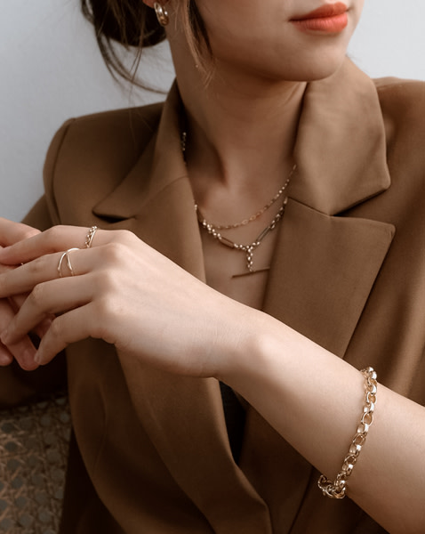 Gold on Gold: 3 Ways to Style Gold Jewellery