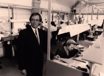 Michael Hill - The Story Behind The Shine