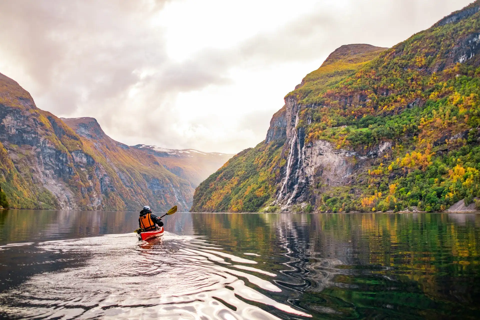 Le fjord Geiranger en Norvège : Guide de Voyage et Conseils ...
