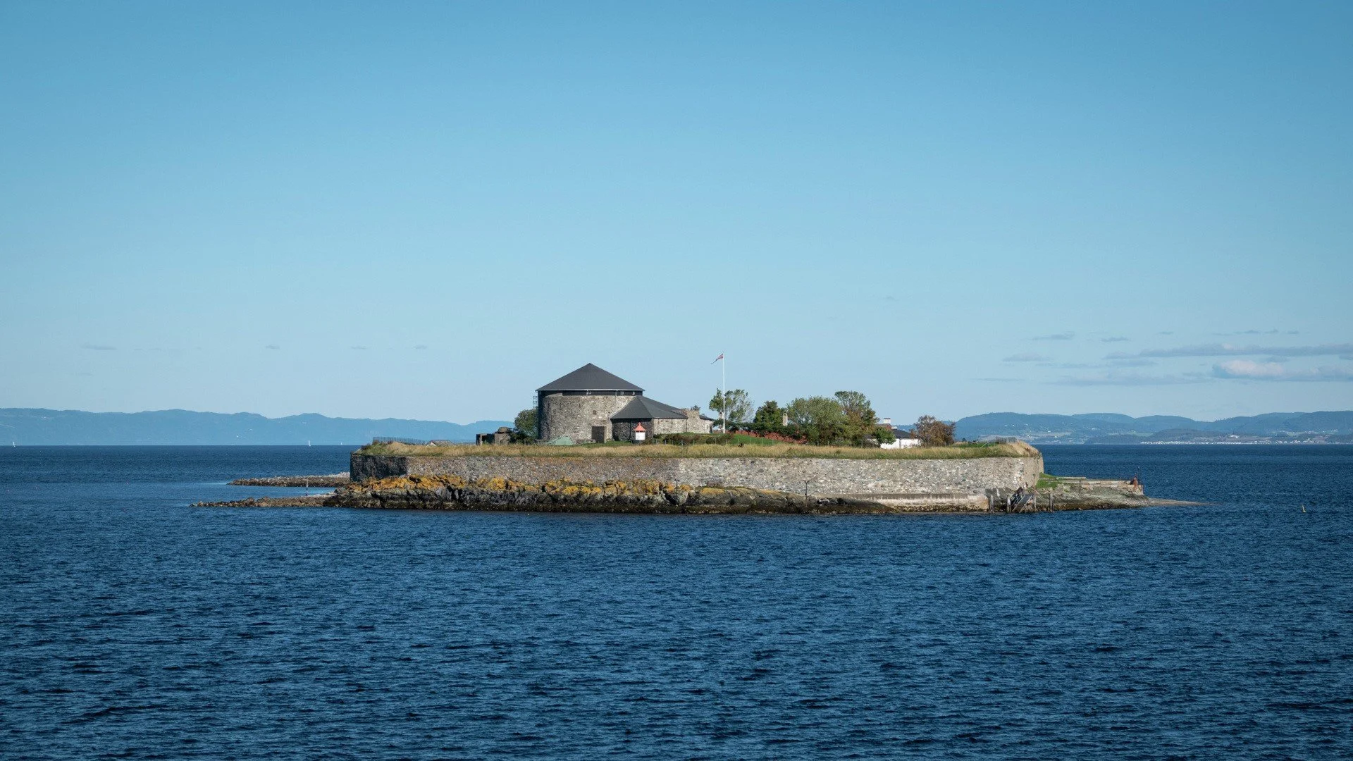 The Trondheimsfjord: Coastal Cities and Natural Wonders | Hurtigruten US
