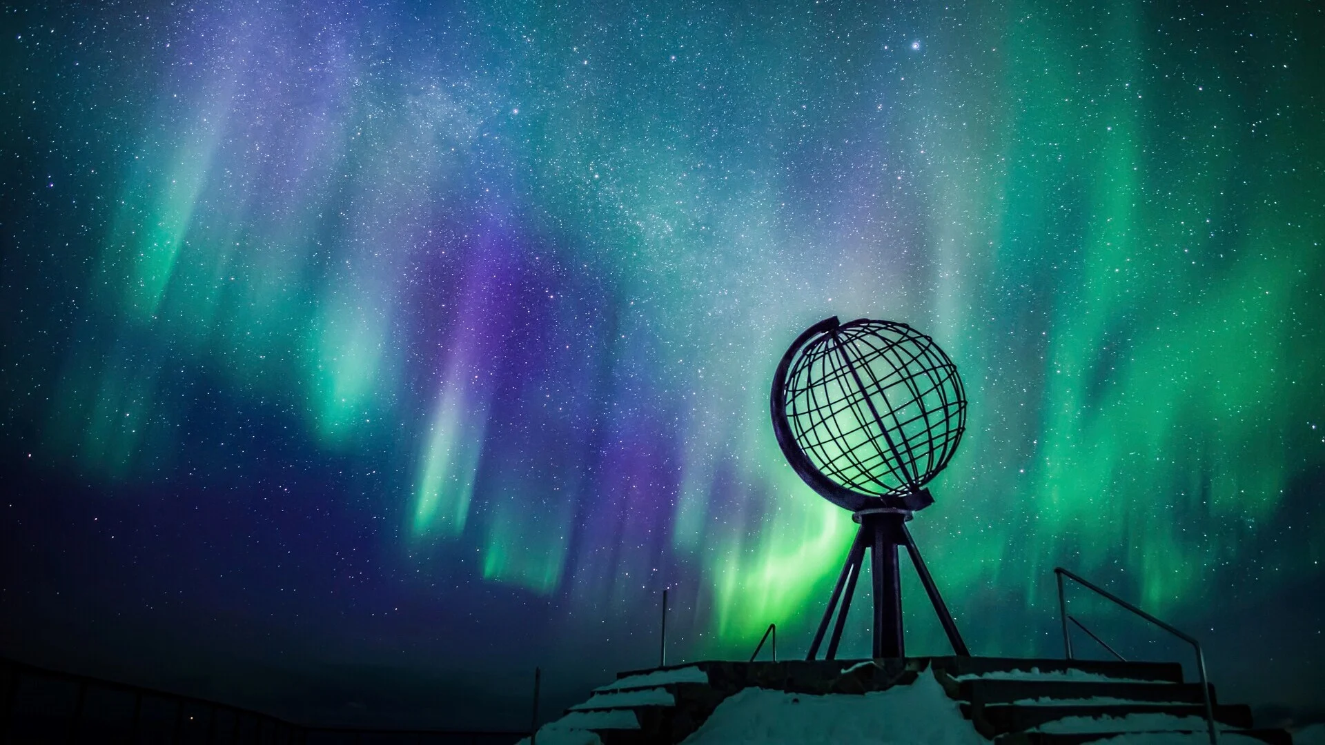 Hurtigruten US: Norwegian Fjords & Northern Lights Cruises