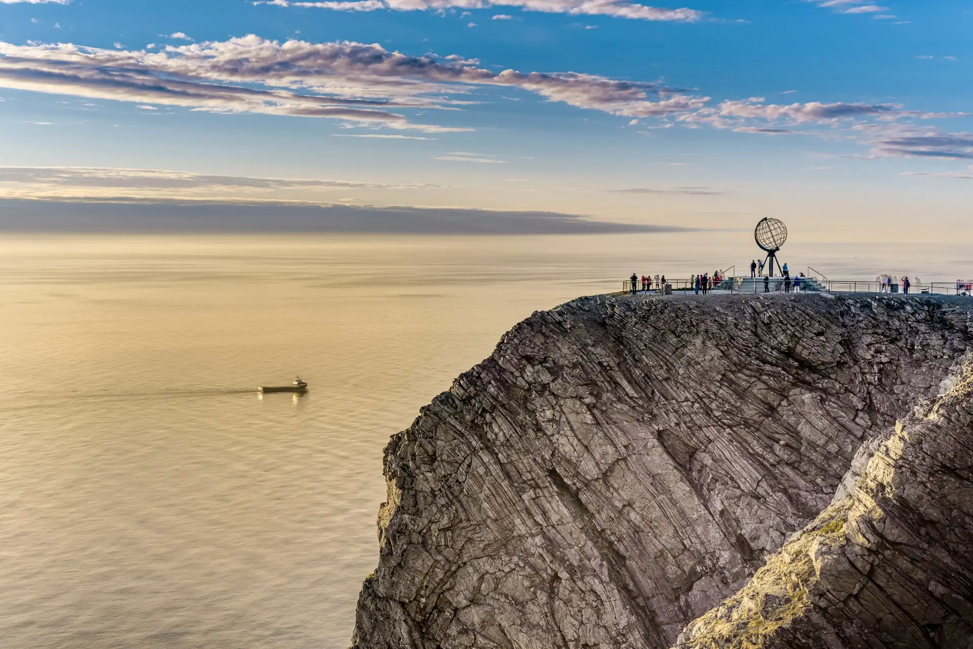 Visiting Norway in September Travel Guide | Hurtigruten