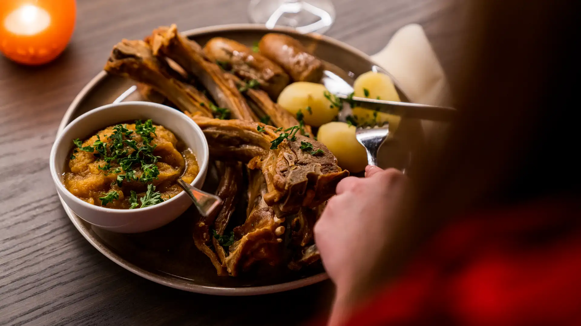 norwegian dinner time