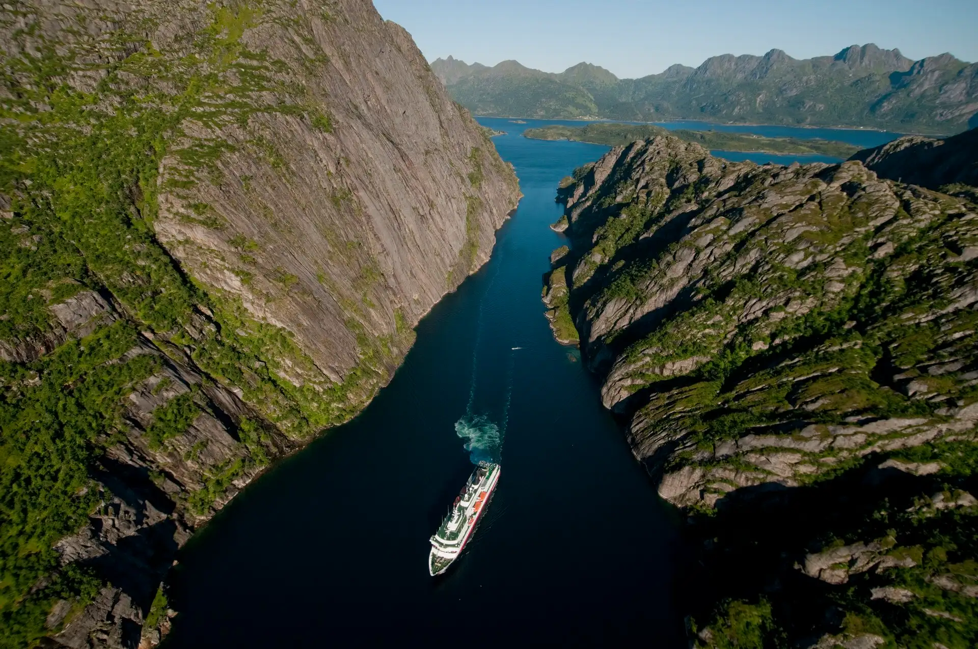 Norwegian Fjord Cruises: 2026 & 2027 Deals | Hurtigruten US