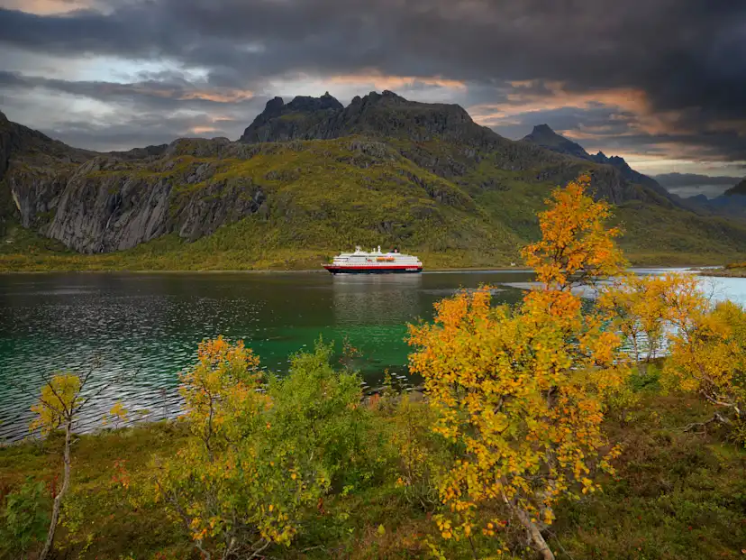 The Norwegian Fjords | Discover Norway | Hurtigruten