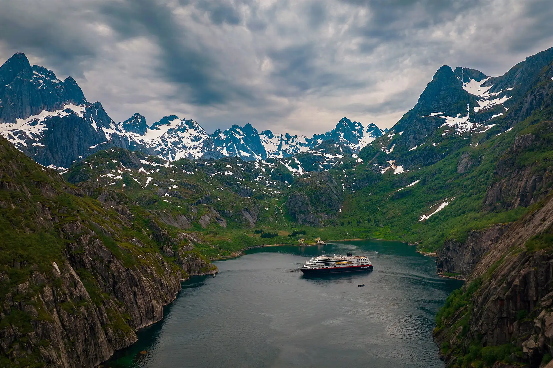 Le fjord Geiranger en Norvège : Guide de Voyage et Conseils ...