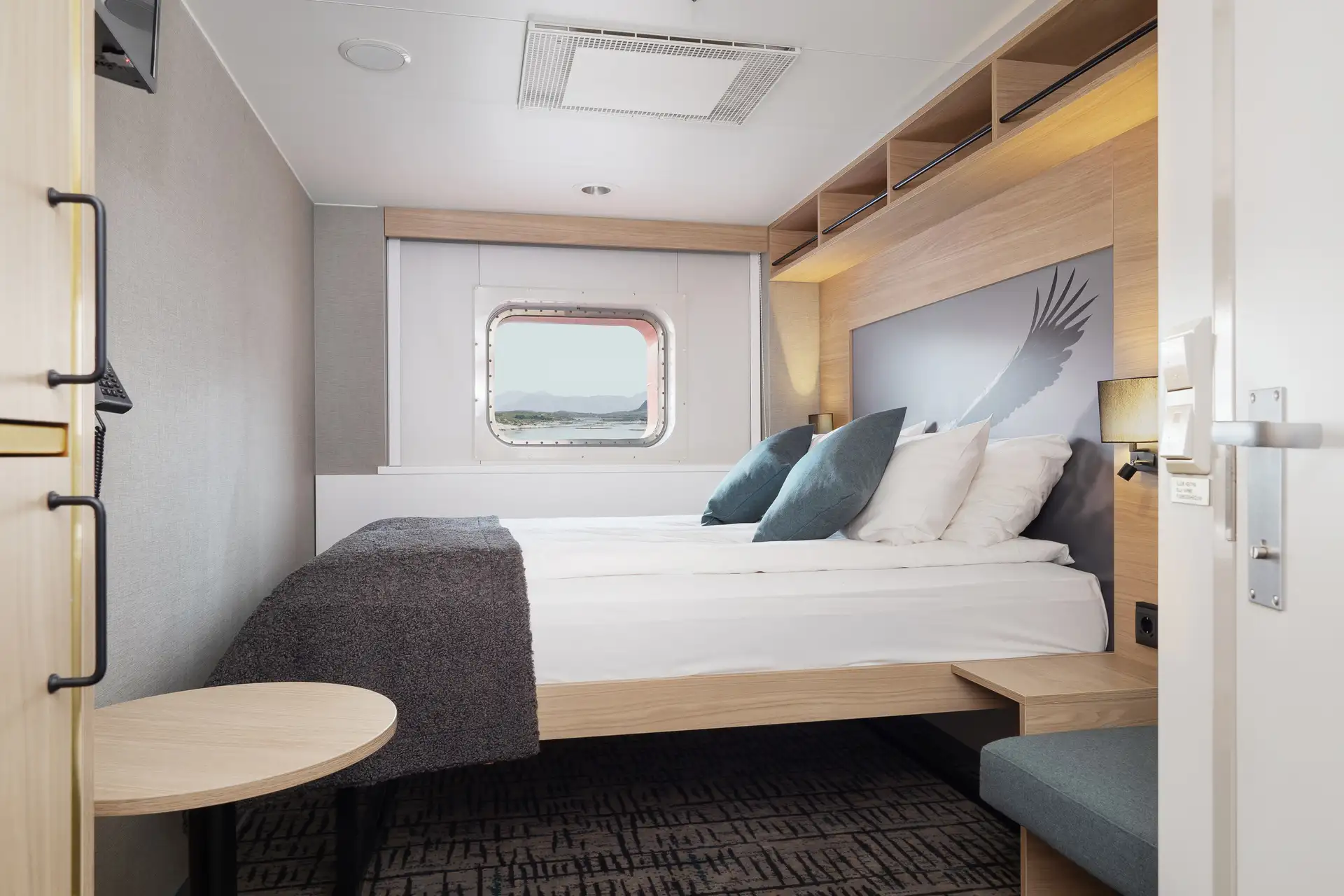 Cruise cabins and suites on Hurtigruten | Hurtigruten UK