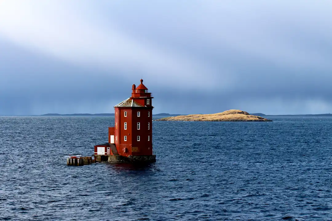 Trondheim to Tromsø Cruise | The Coastal Express | Hurtigruten US