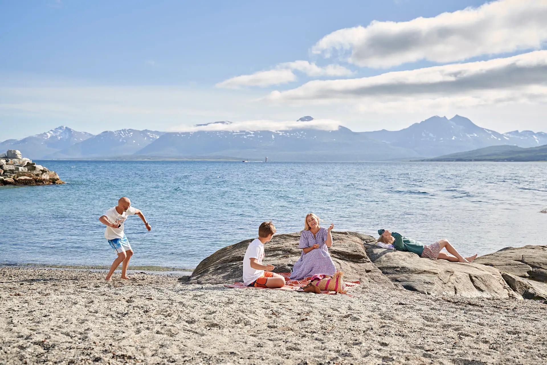 Friluftsliv: The Joys of Open-Air Living | Hurtigruten AU