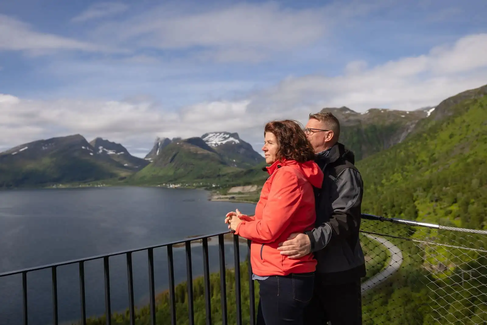 Senja Scenic Route by Bus | Excursion | Hurtigruten US