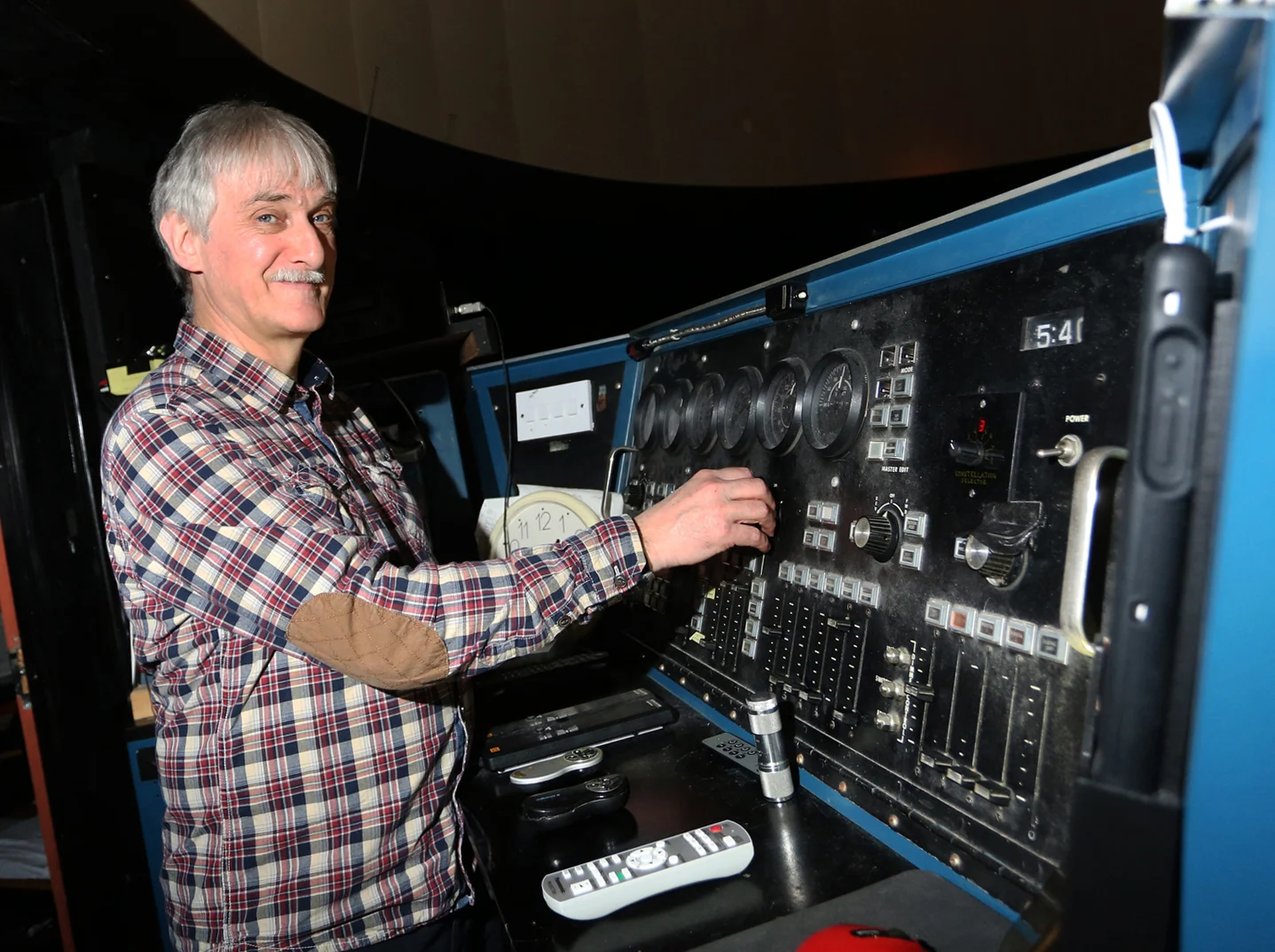 Meet your expert lecturers | Astronomy Voyage | Hurtigruten UK