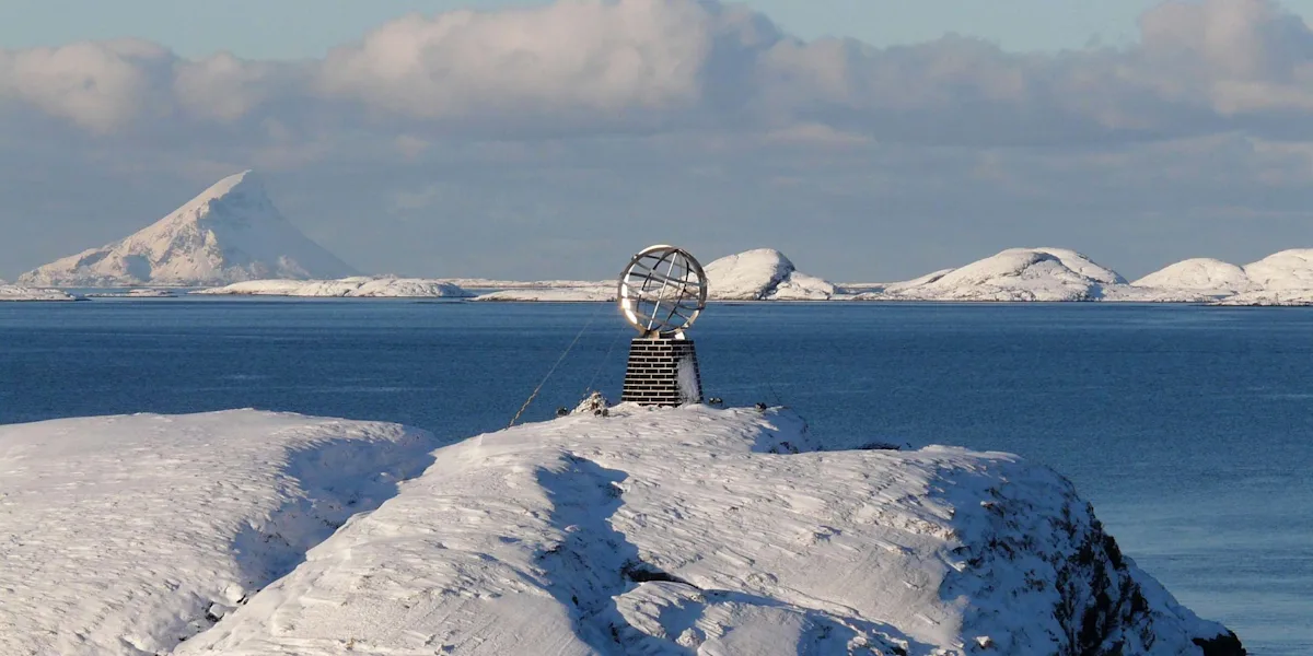 Le cercle polaire arctique | La côte norvégienne | Hurtigruten FR