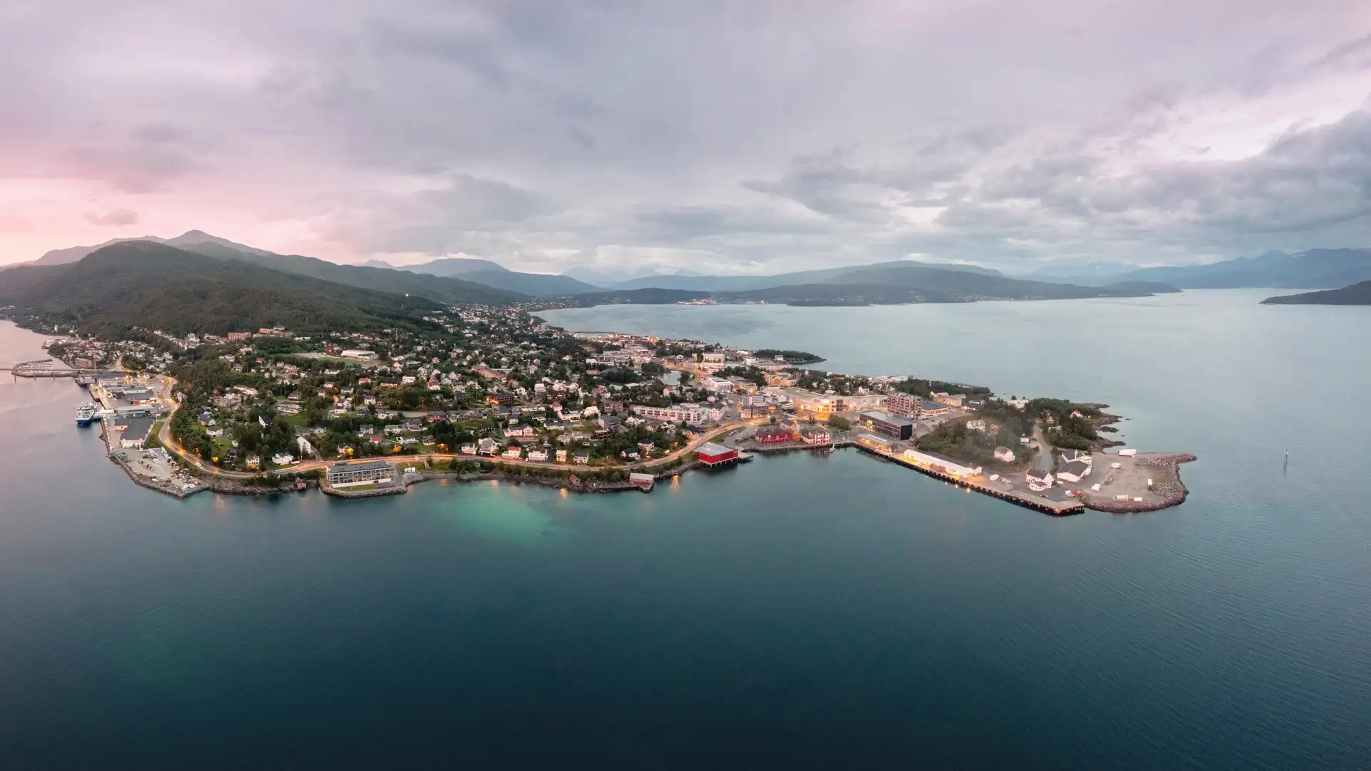 Harstad Travel Guide | Visit Norway | Hurtigruten