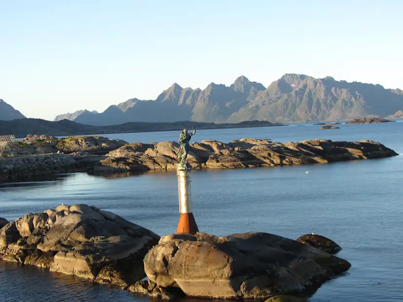 Svolvær City Guide | Visit Lofoten Islands | Hurtigruten AU