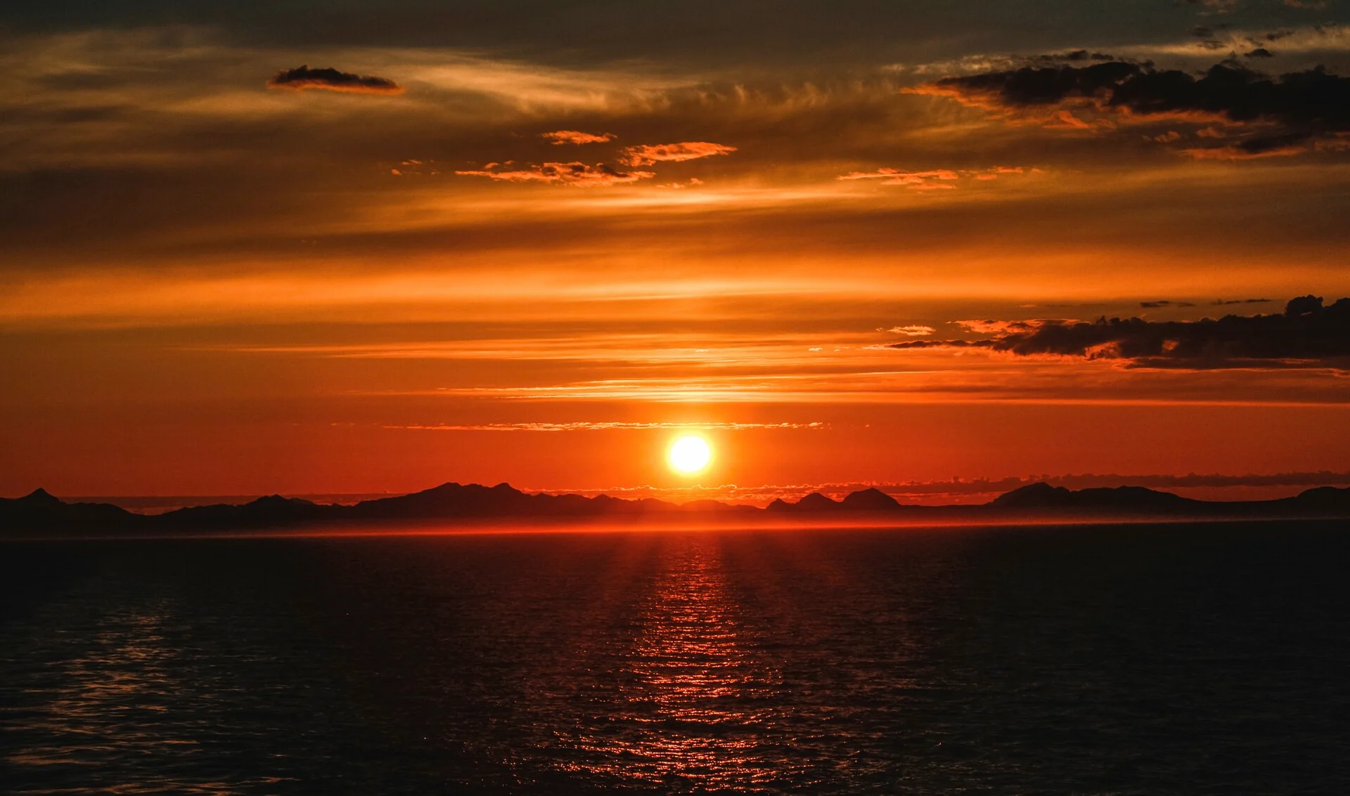 Scandinavian Cruise Packages | Hurtigruten US