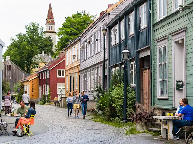 Bergen to Kirkenes Cruise | Coastal Express North | Hurtigruten UK