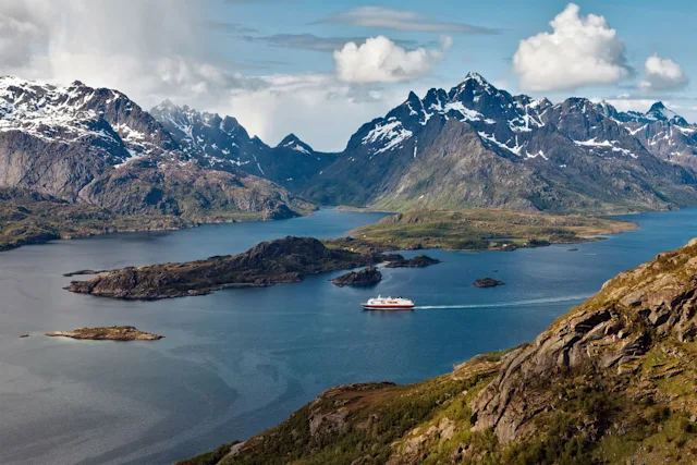 Seereise von Bergen nach Svolvær Reiseverlauf | Hurtigruten DE