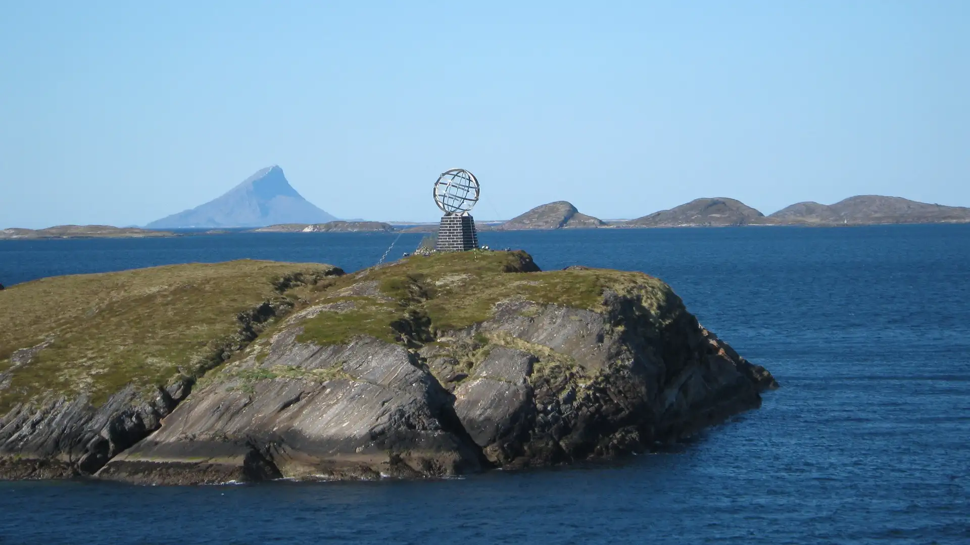 Le Cercle Polaire Arctique | La côte norvégienne | Hurtigruten FR