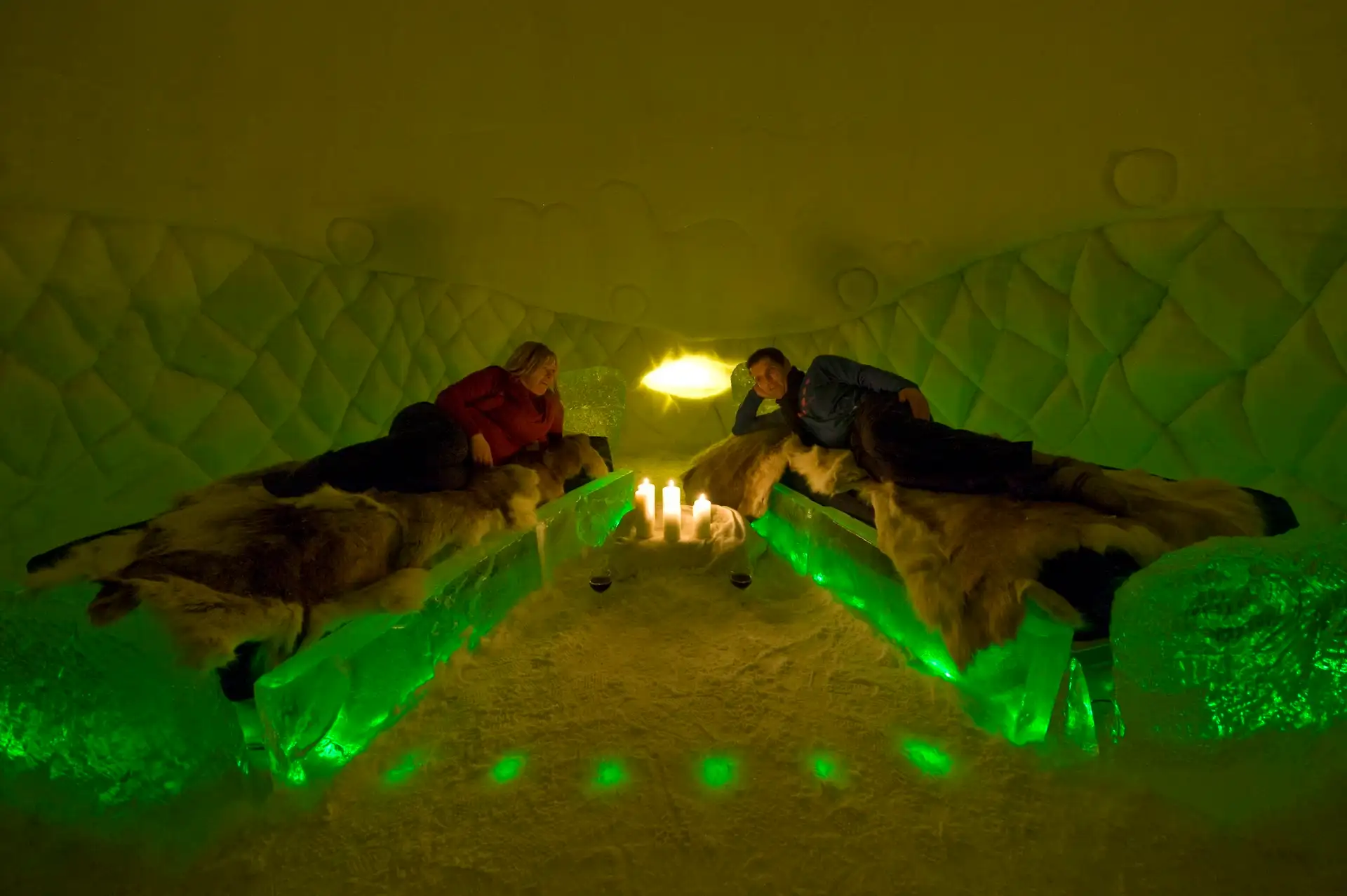 Nordlicht Kreuzfahrten: Sehen Sie die Polarlichter | Hurtigruten DE