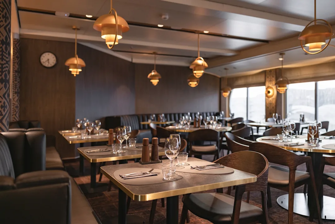 Trollfjord Restaurants | Norway's Coastal Kitchen | Hurtigruten US