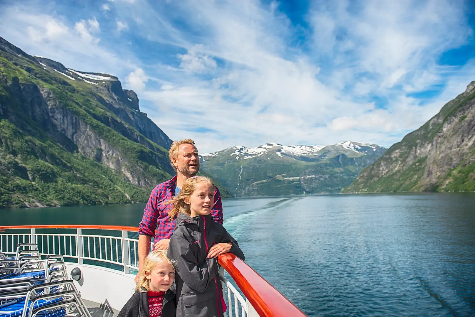 Le fjord Geiranger en Norvège : Guide de Voyage et Conseils ...