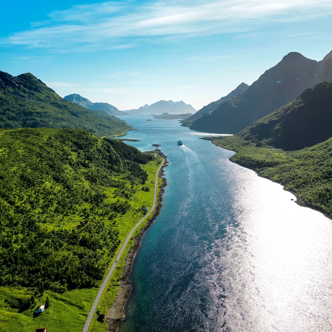 Tromsø to Trondheim | 3-Day Norway Cruise | Hurtigruten US