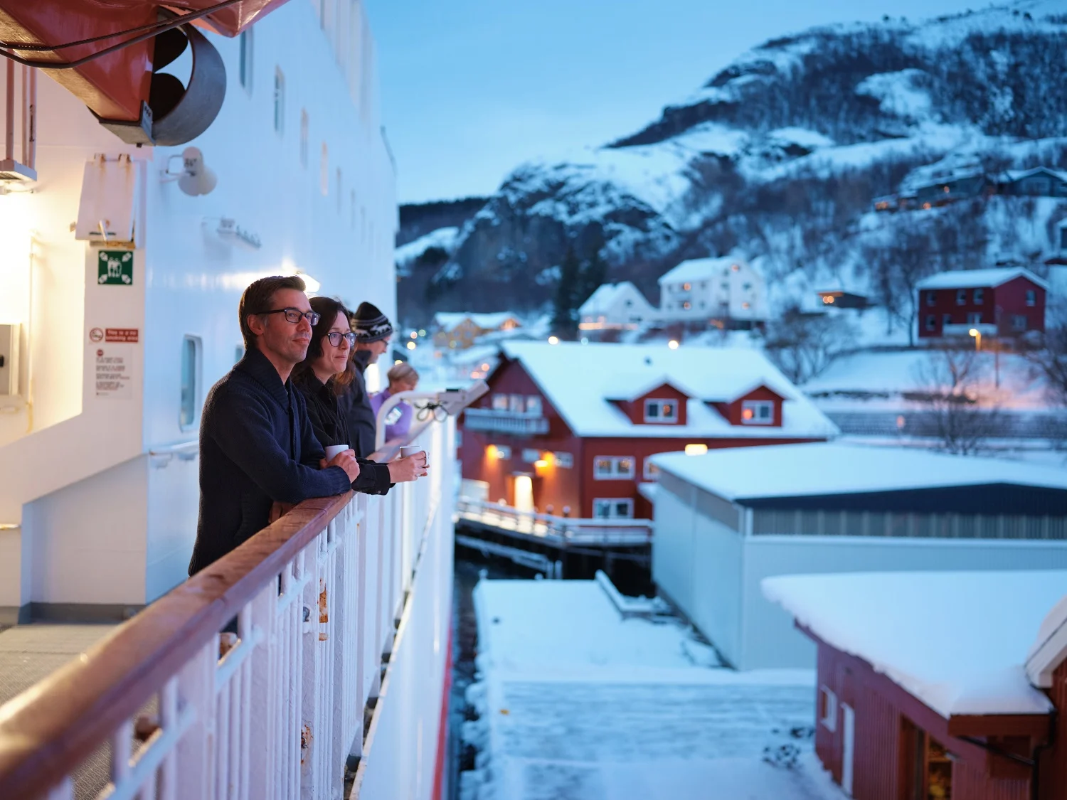 Christmas in Norway: Places to Visit & Activities | Hurtigruten US