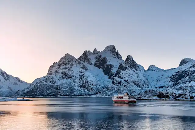 10 reasons to sail The North Cape Line | Hurtigruten